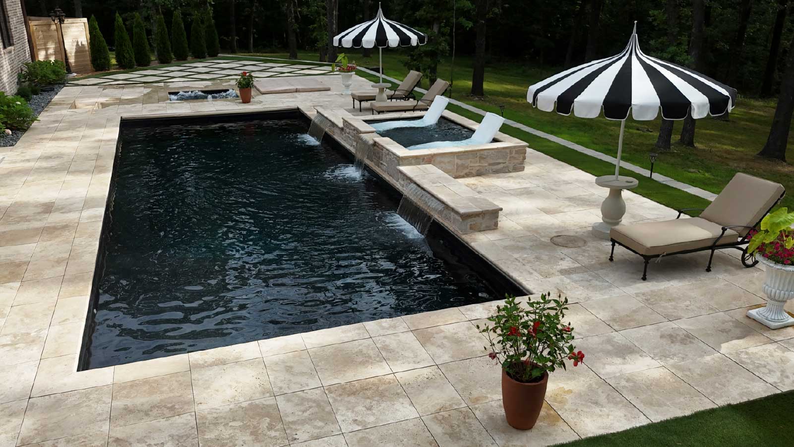 October 2025 Pool of the Month: A Stunning Missouri Installation